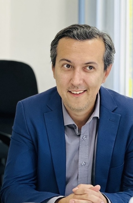 Dr. sc. Edim Šator | Fakultet humanističkih nauka | UNMO.BA